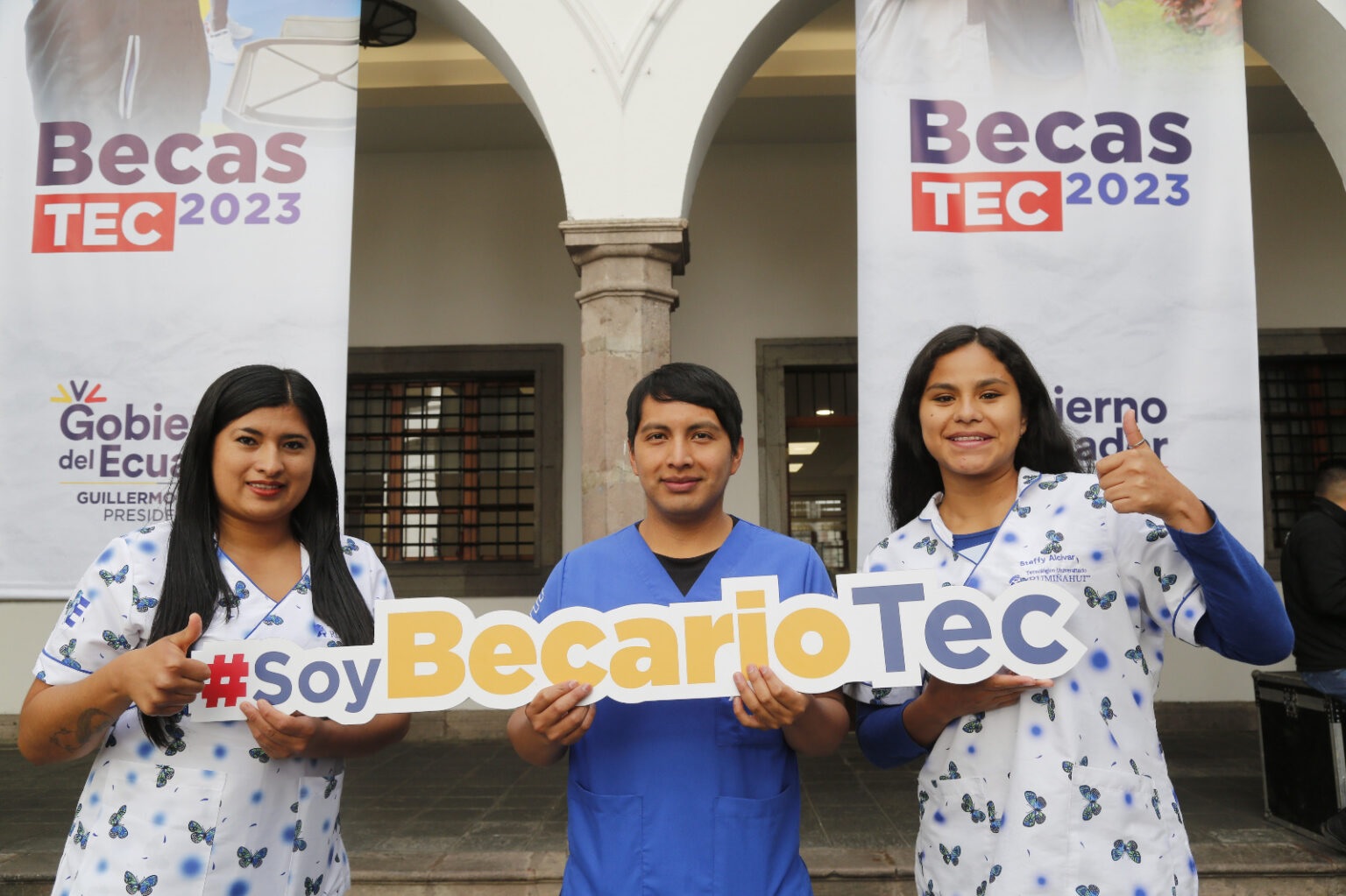 Cómo postularse a las Becas TEC de la Senescyt » TriSabio
